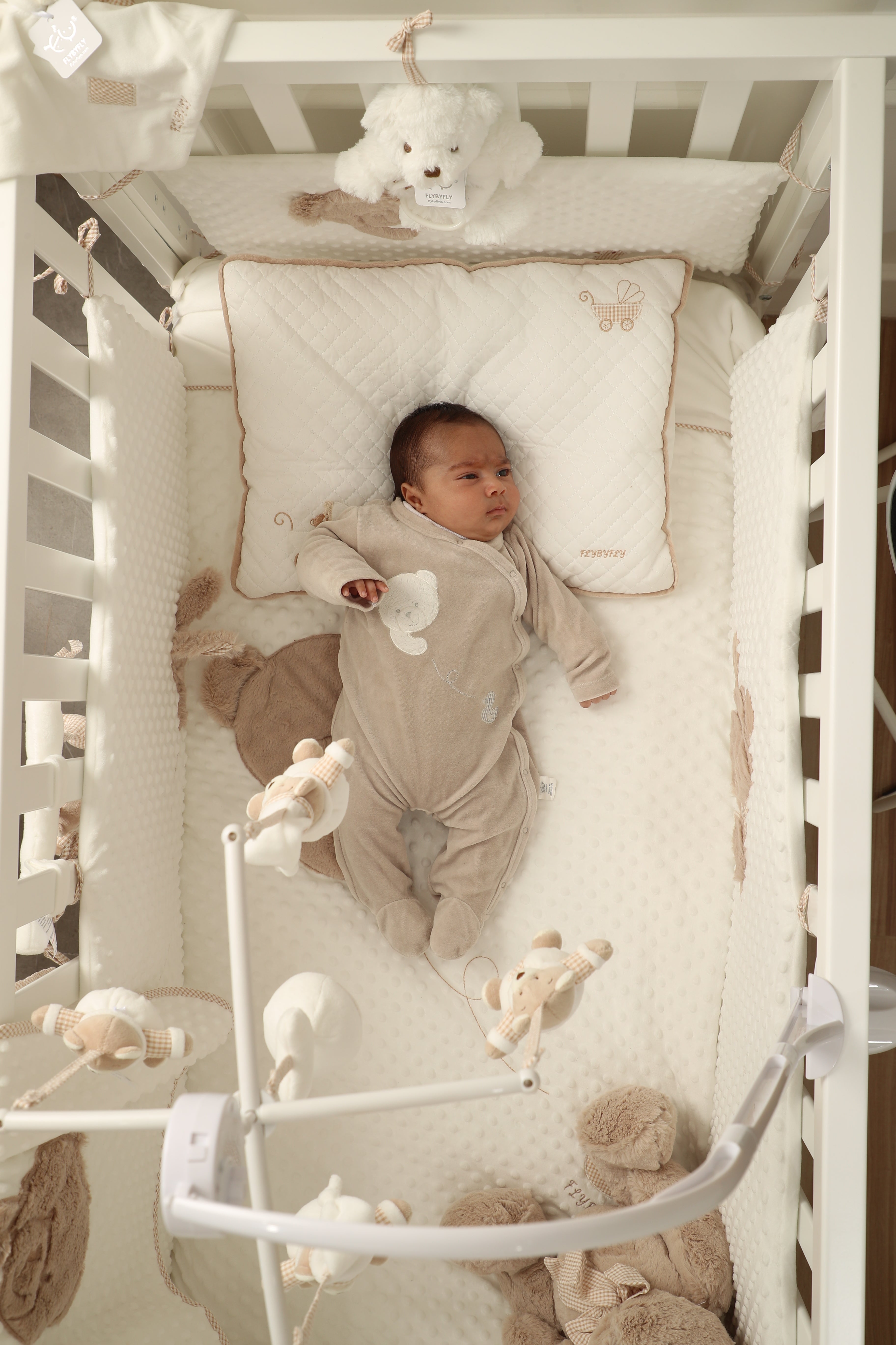 OUR BED PROTECTOR FOR SAFE SLEEP – FLYBYFLY Jordan